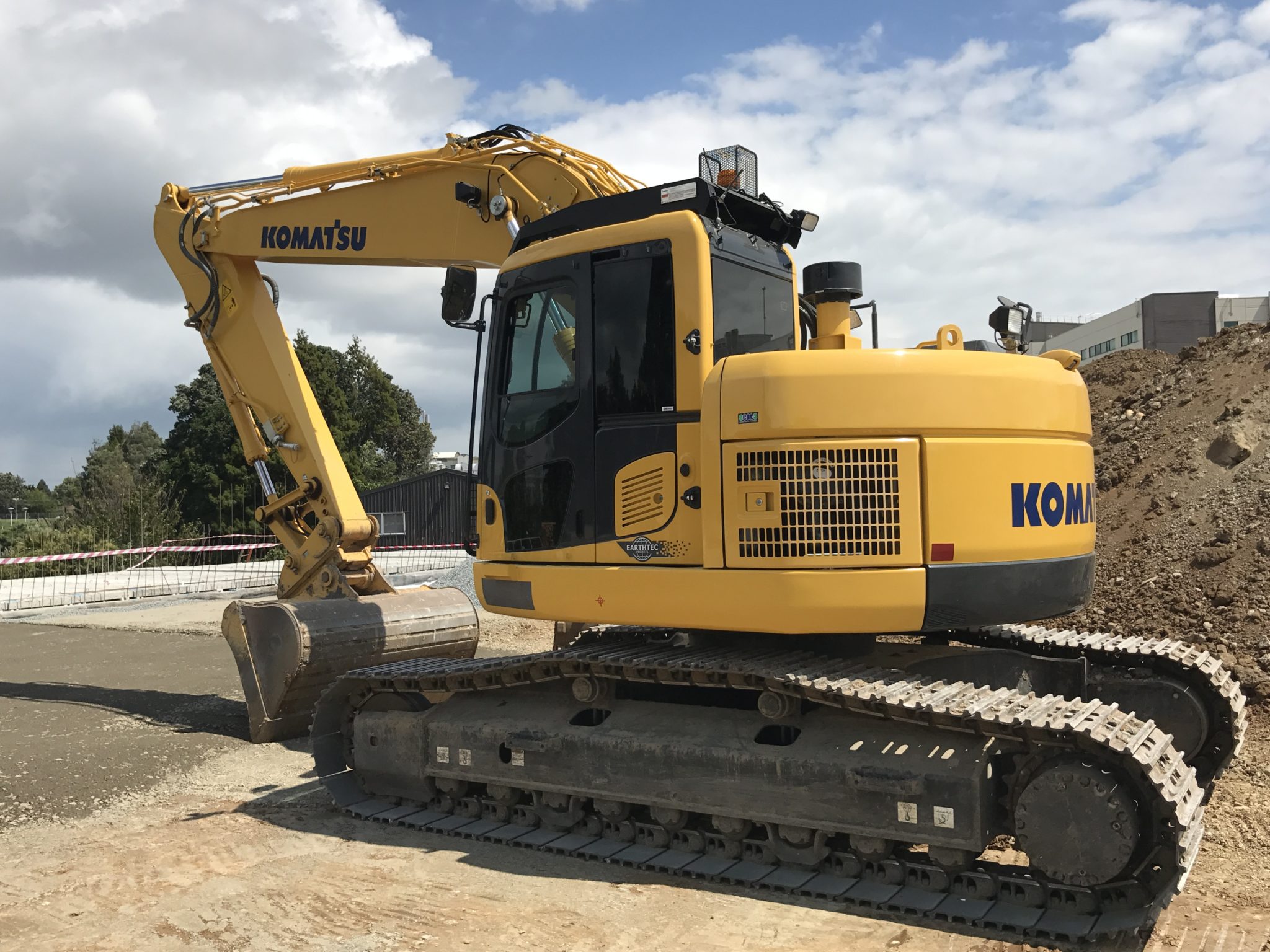Komatsu Digger - A1 Tinting Ltd | Window Tinting Auckland