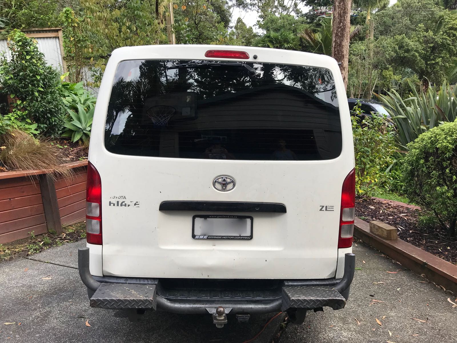 Toyota Hiace 2005 - A1 Tinting Ltd | Window Tinting Auckland